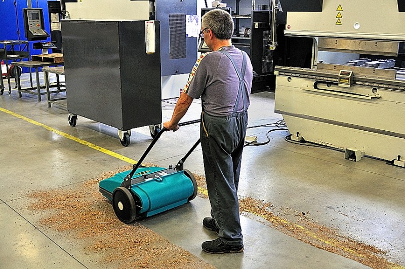 Manual sweeper EUREKA Picobello 101 151 - STAMH LTD