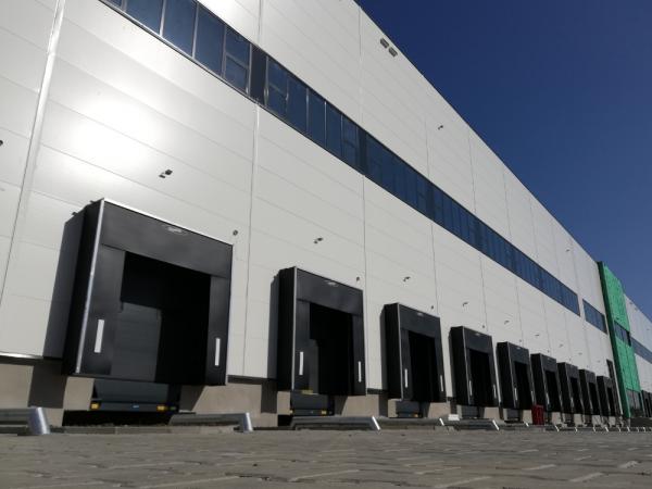 Projects - STAMH, building a huge pallets racking system for a leading ...