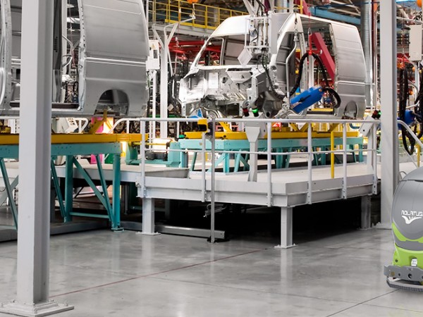 Autonomous cleaning machines ADLATUS ROBOTICS - STAMH LTD